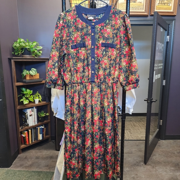 Vintage | Dresses | Vintage Breli Originals Union Made Floral Long ...
